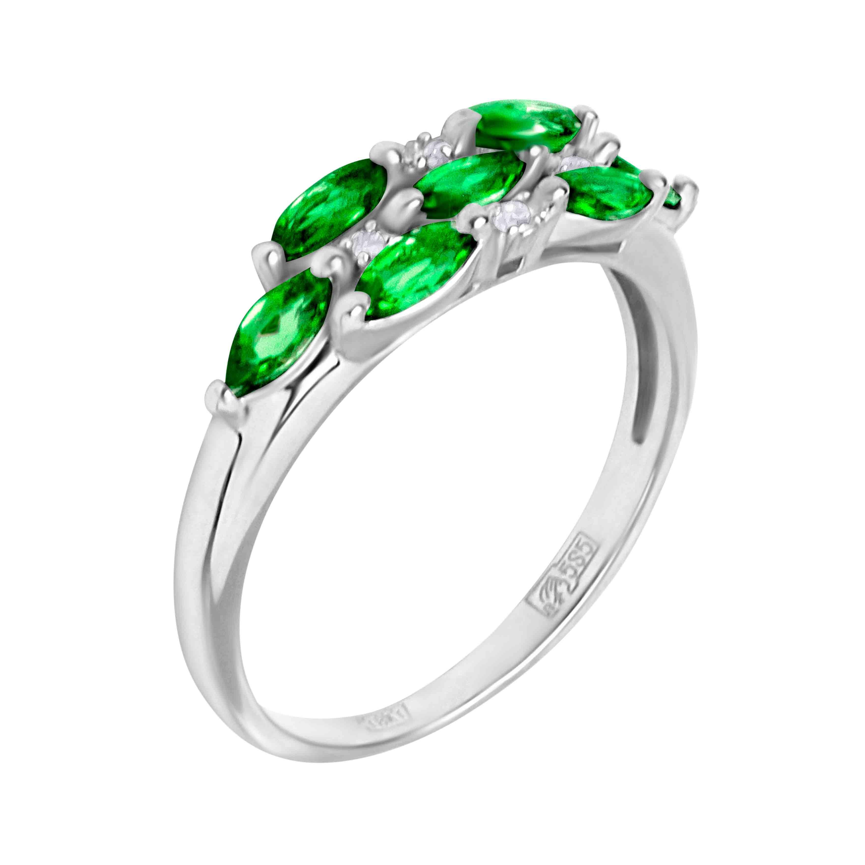 Magnificent emerald ring | Golden Flamingo
